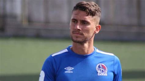 Esteban Espíndola Exdefensor De Olimpia Y Marathón Toma Una Difícil Decisión Se Retira Del