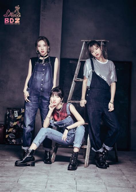 Twice 1st Arena Tour Bdz Teaser Photos 2018 • Celebmafia