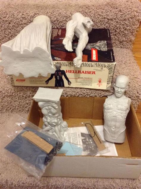 Hellraiser Pinhead Cenobite Model Kitt 14 Scale 18 Tall Screamin