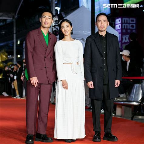 金馬影展開幕同學麥娜絲、腿紅毯儀式 ｜娛樂圖輯｜娛樂星聞 Starsetncom