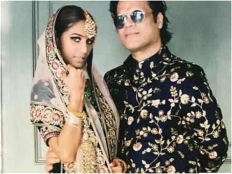 Poonam Pandey Trolled Poonam Pandey Patches Up With Husband Sam