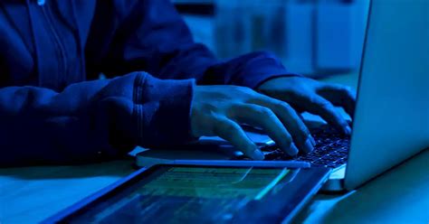 Au Procès Des Mails De Sextorsion Par Deux Pirates «quon Ne Me Fasse