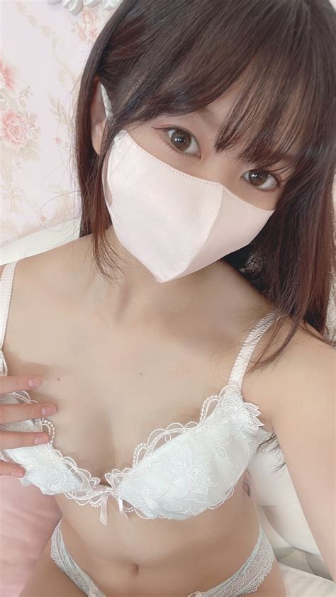 ぱいぱんちゃん⭐️【ファンティア公開中 ️】 On Twitter 改めて10月もよろしくお願いしますっ😚🌷 今週も1週間頑張ろうねー