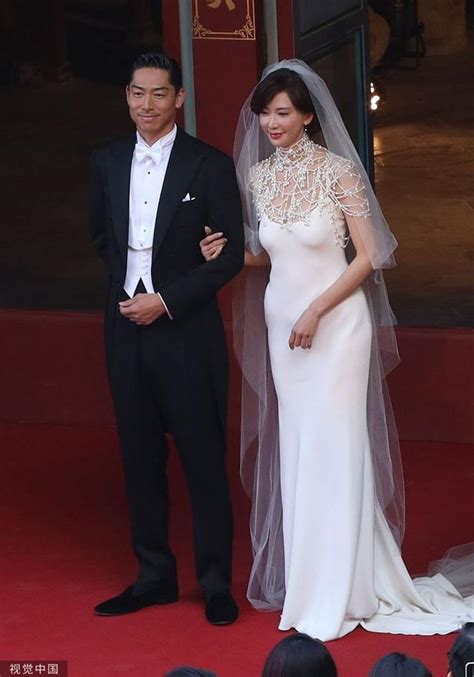 永远幸福！林志玲akira婚礼现场甜蜜拥抱接吻新浪图片