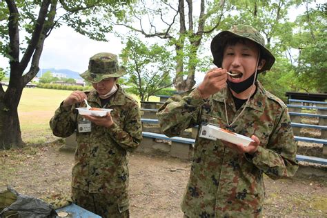 陸上自衛隊国分駐屯地 On Twitter 【職場体験学習】 第12普通科連隊は、県立福山高等学校の生徒（2名）に対し、職場体験学習を実施