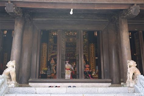 Bà Triệu Temple At Risk From Termites