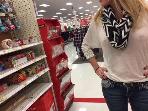 Blonde Wife Without Bra In Public G48r13l