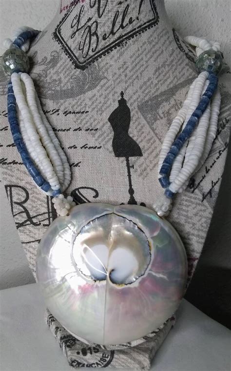22 Pearlized Ammonite Fossil Statement Necklace Be… Gem