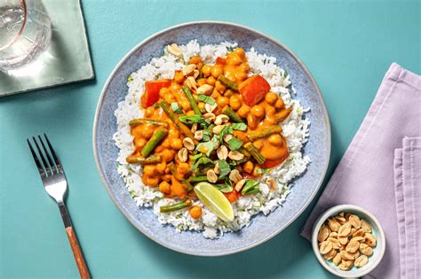 Thai Style Coconut Chickpea Curry Recipe Hellofresh