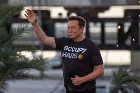 Elon Musk Reveals Hes Already Lost 20lbs Since Unhealthy Topless