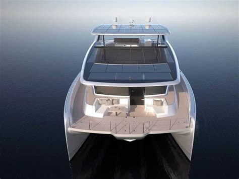2 9 Million Soel Senses 62 Yacht Makes Solar Power Sexy Man Of Many