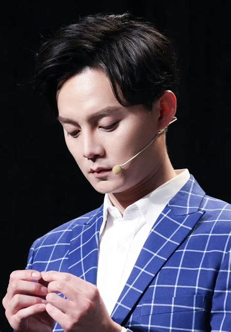 Ghim Của Woon Vivian Trên 尹正
