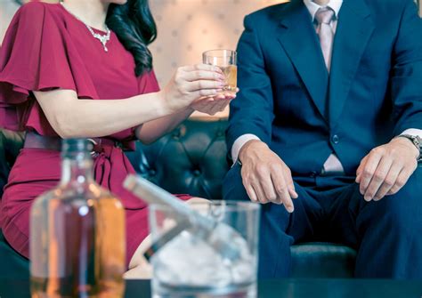 悪質ホストクラブにおける売掛金問題～売掛禁止条例と「掛け飛び」の対処方法｜コラム｜永岡法律事務所