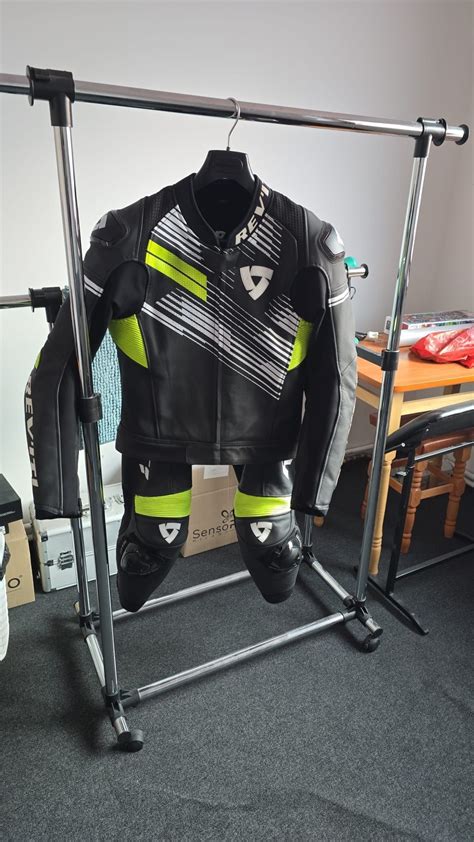 Costum Moto Rev IT Apex Preajba OLX Ro