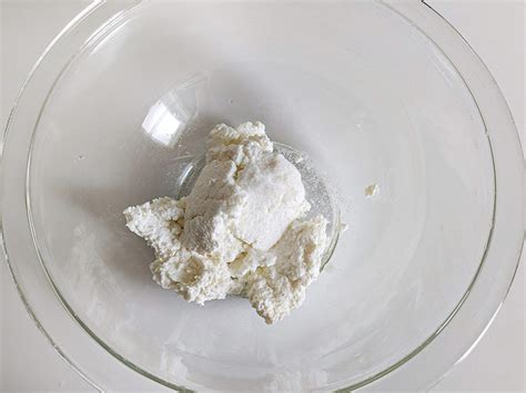 牛乳から作る、クリームチーズ風なめらかチーズの簡単レシピ お菓子・パン材料・ラッピングの通販【cotta＊コッタ】