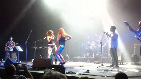 מארינה מקסימיליאן ודנה אינטרנשיונל Chinqui Mila Youtube