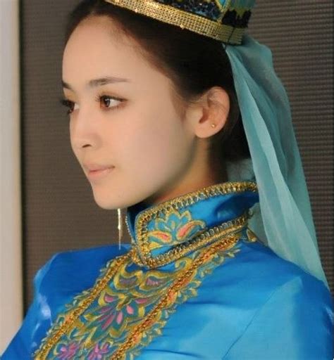 구리나자 Gu Li Na Zha 미모 중국 위그르족 미녀 구리나자 사진 소수민족 이라네요 네이버 블로그