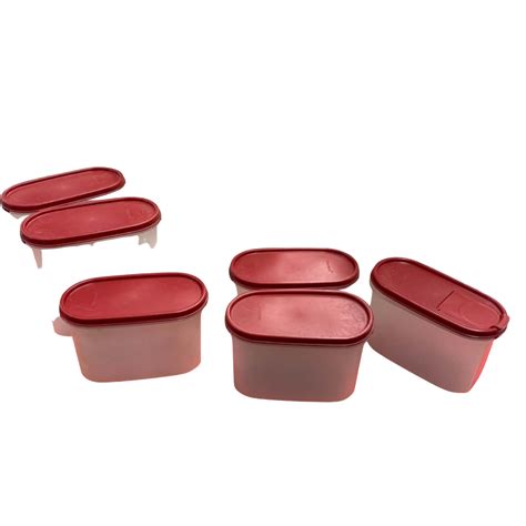 Tupperware Set Uan S