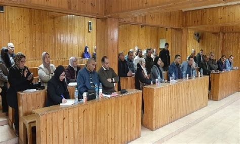 رئيس مدينة دمنهور يترأس جلسة التخطيط المجتمعي لمناقشة أولويات الخطة