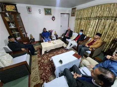 माधव नेपालसँगको छलफल सकारात्मक भयो ओली Khabarhub Khabarhub