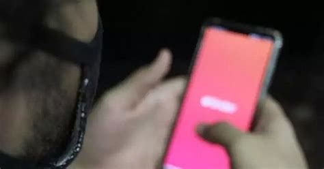 Golpista Do Tinder Brasileiro Que Enganou 7 Mulheres E Tirou R 150 Mil