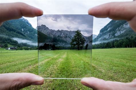 Reducing Eye Glare With Polarized Lenses Barth Vision And Optical