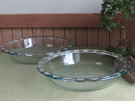 Pyrex Pie Pans Two 2 Originals Baking Dishes Vintage Etsy Pyrex