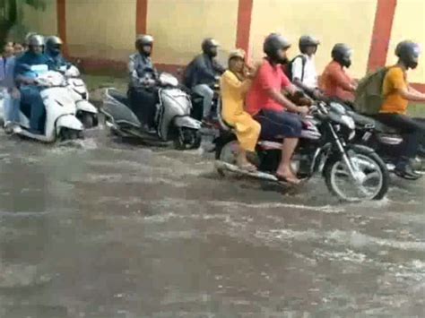 Delhi Weather Update Live Rain Today Leads To Waterogging In Ncr Okhla