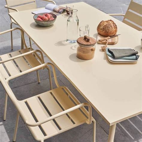 Ensemble Table De Jardin Et 6 Fauteuils En Métal Ivoire Palavas Oviala
