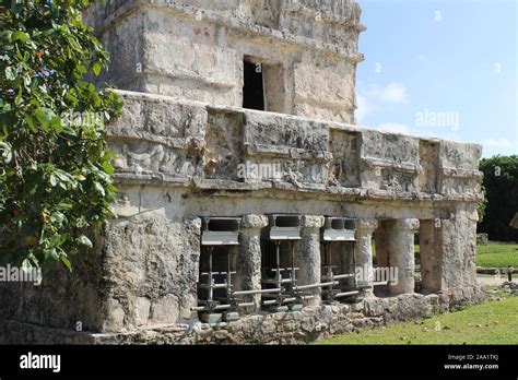 Ruines mayas de la ville de Tulum près de Cancun Mexique en l état