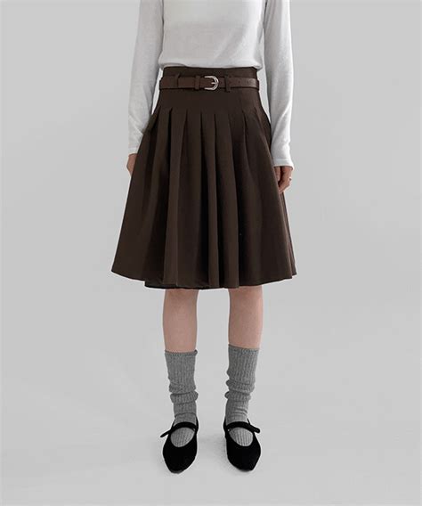 매니크 레즌 미디 플리츠스커트 위시버킷