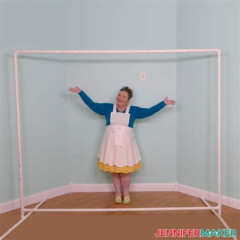 How To Make A Backdrop Stand