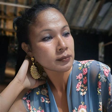 ยาไทยเล่าเรื่อง 🌿 สูตรสมุนไพรบำรุงภูมิคุ้มกัน สำหรับคนภูมิตก ส่วนผสม ขิงสด 3 5 แว่น ตะไคร้