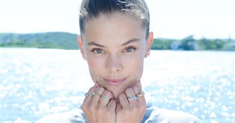 Nina Agdal Te