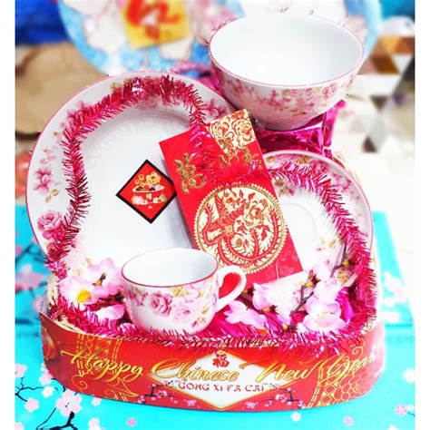 Jual Hampers Imlek Set Piring Sakura Parcel Shopee Indonesia