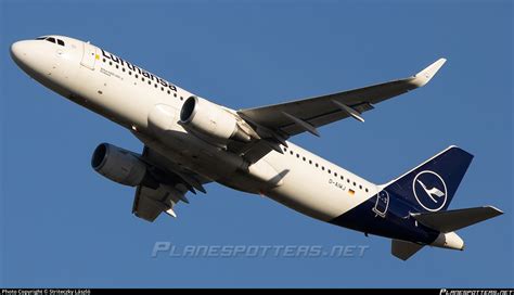 D AIWJ Lufthansa Airbus A320 214 WL Photo by Striteczky László ID