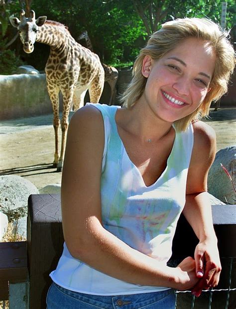 35 Most Attractive Survivor Women 2022 Hood Mwr