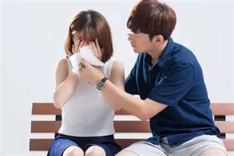妻子怀孕5个月丈夫却提出离婚，妻子崩溃：男闺蜜毁了我的后半生老公生活事情