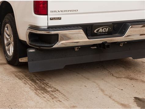 Rockstar Full Width Tow Flap Realtruck