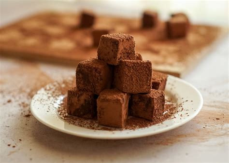 5 Easy Chocolate Dessert Recipes Anyone Can Make Booky