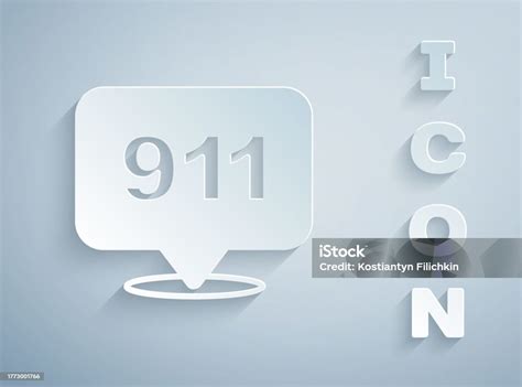 회색 배경에 격리 된 비상 전화 911 아이콘으로 용지 절단 전화 경찰 구급차 소방서 전화 전화 종이 아트 스타일 벡터 3차원 형태에 대한 스톡 벡터 아트 및 기타 이미지