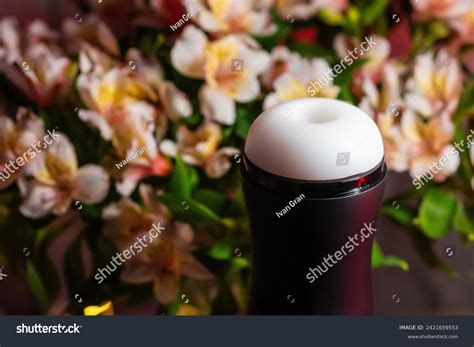 Hombres Masturbándose Photos And Images Shutterstock