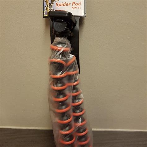 Spider Pod Mobile Phones And Gadgets Mobile And Gadget Accessories Mounts And Holders On Carousell