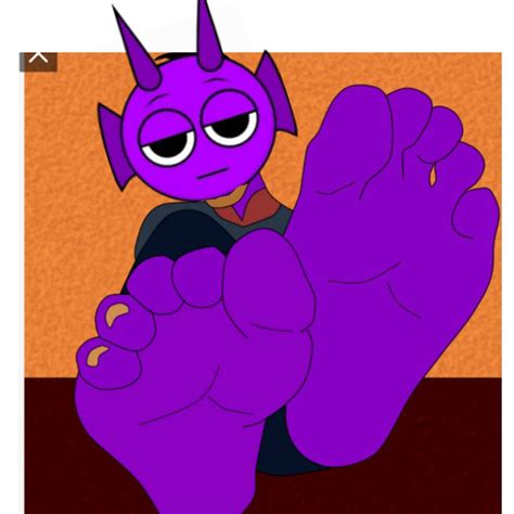 Durple Feet By Hamzaasss On Deviantart