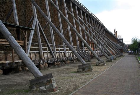 Graduation Tower Structure Salt Free Photo On Pixabay