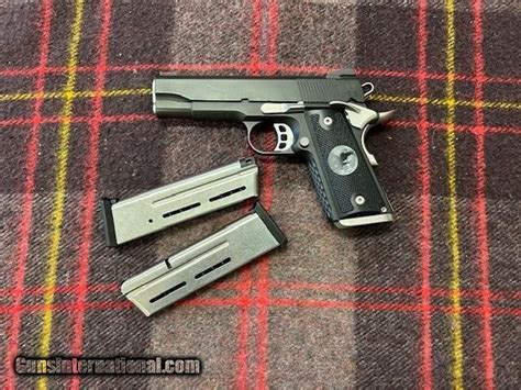 Nighthawk Custom Kestrel Commander 9mm