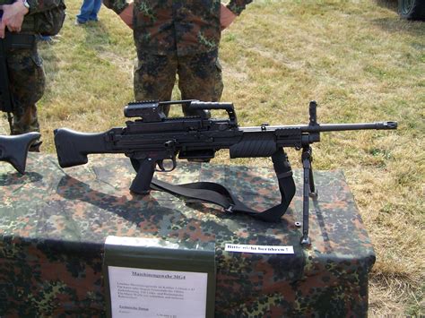 German Army MG4 with a telescopic sight. Heckler & Koch Usp, Navy ...