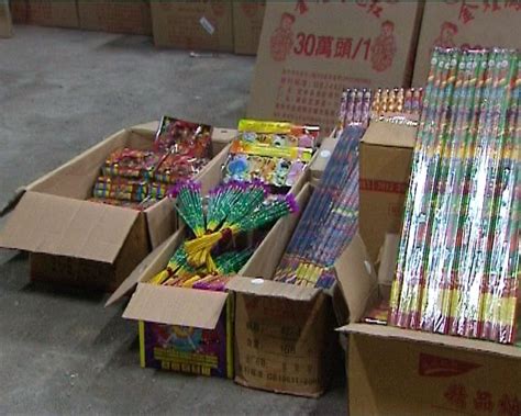 警方落馬洲檢一噸煙花爆竹 Now 新聞