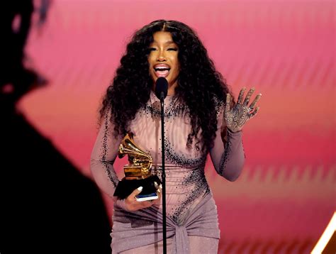Estos Fueron Los MEJORES Momentos De Los Grammys 2024