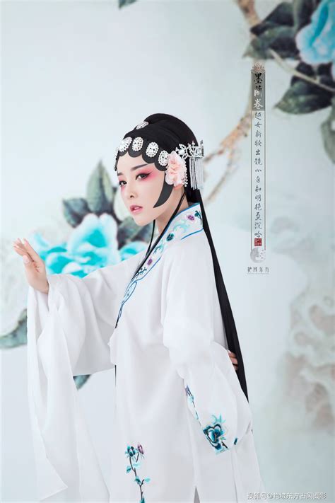 戏曲古装穿梭时光古意梦寻桃色青衣 搜狐大视野 搜狐新闻